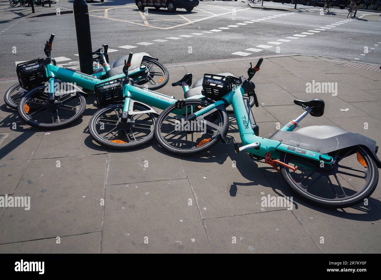 Tier e bikes hi-res stock photography and images - Alamy