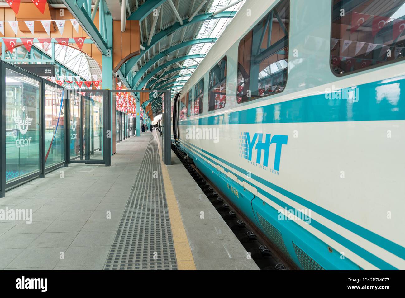 Yht symbol hi-res stock photography and images - Alamy