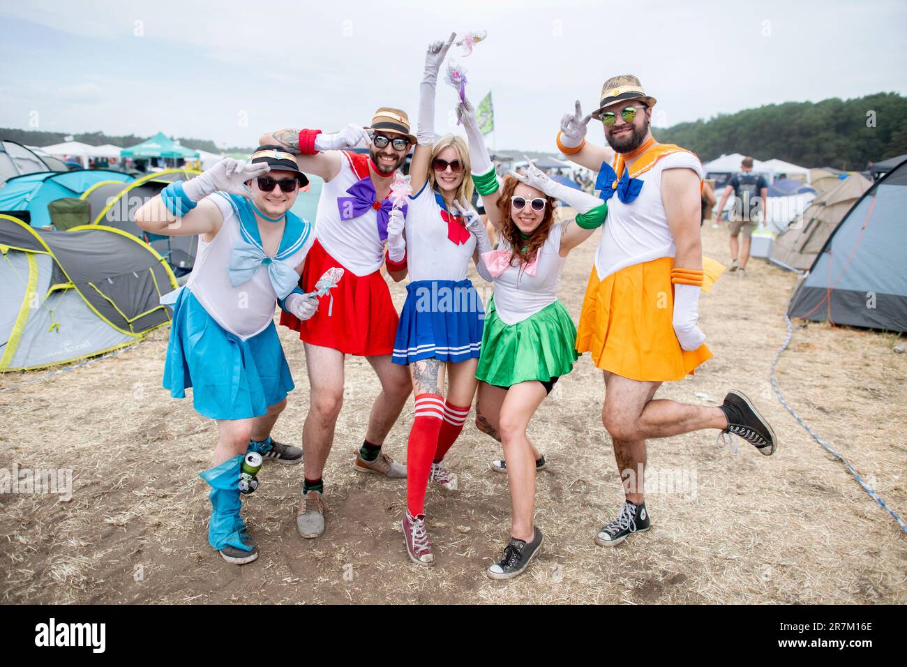 16 June 2023, Lower Saxony, Scheeßel: Tim (l-r), Fabian, Rabea, Mary ...