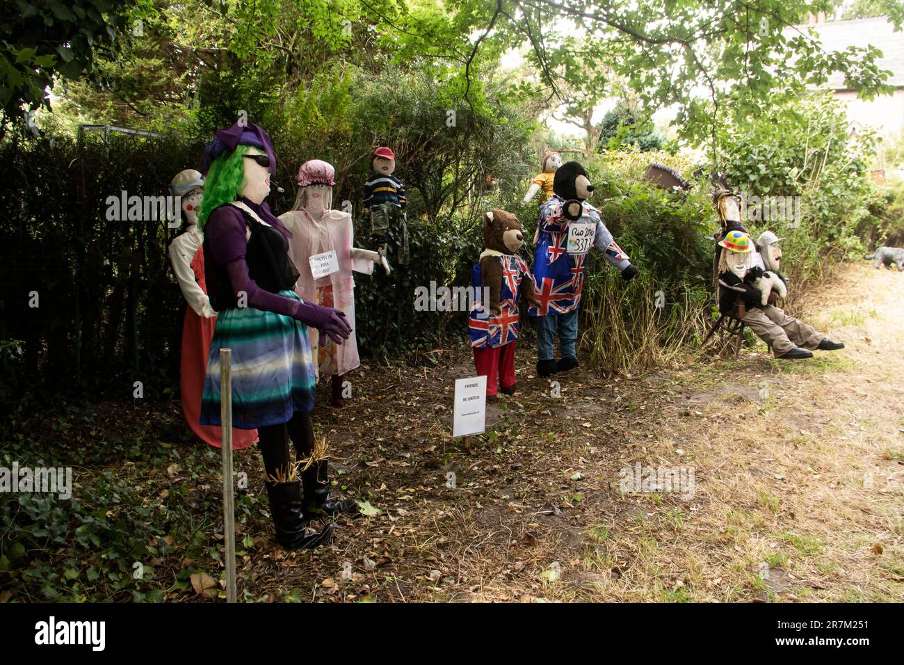 Bisterne scarecrow trail charity hi-res stock photography and images ...