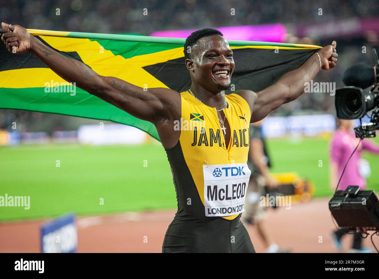 Omar MCLEOD winning in the 110m hurdles final and celebrating with the ...