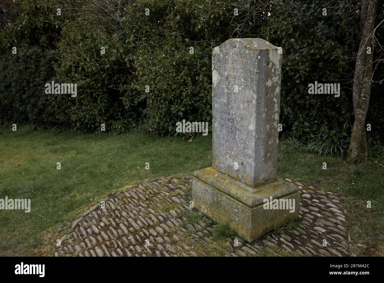Rhymers stone hi-res stock photography and images - Alamy
