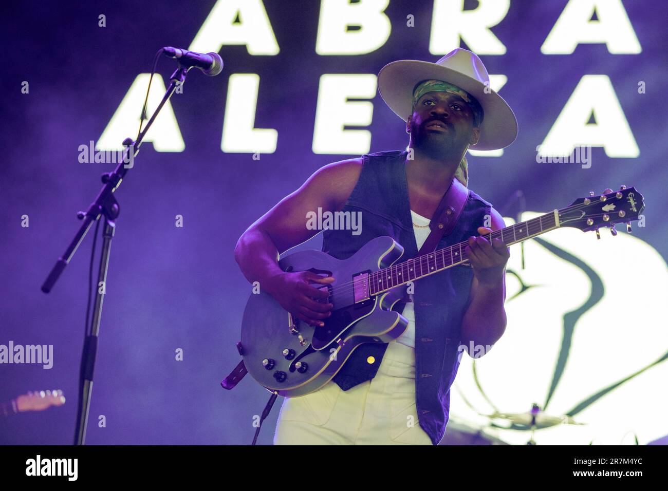 Abraham alexander musician hi-res stock photography and images - Alamy