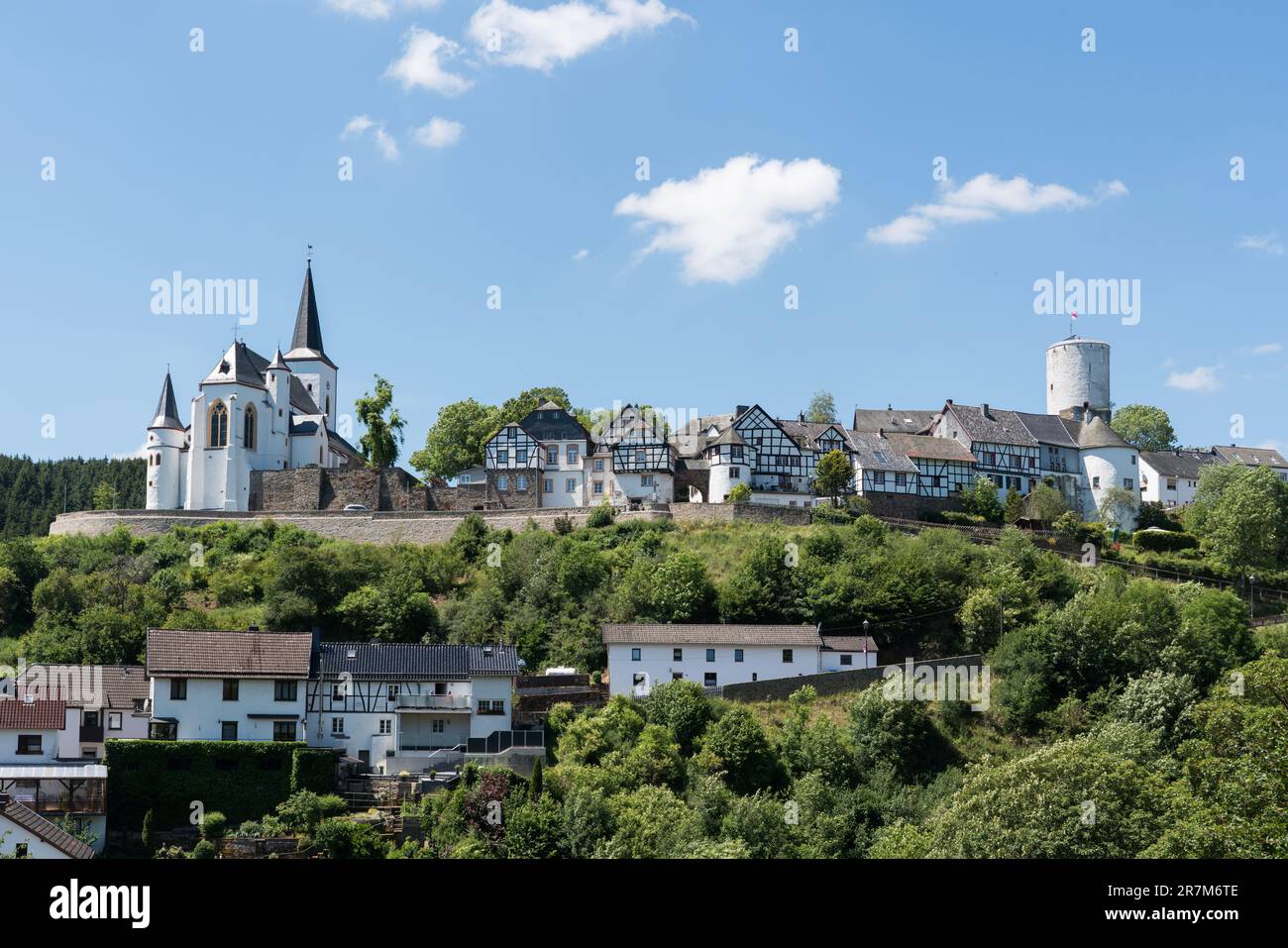castle Reifferscheid in Hellenthal Eifel Stock Photo - Alamy