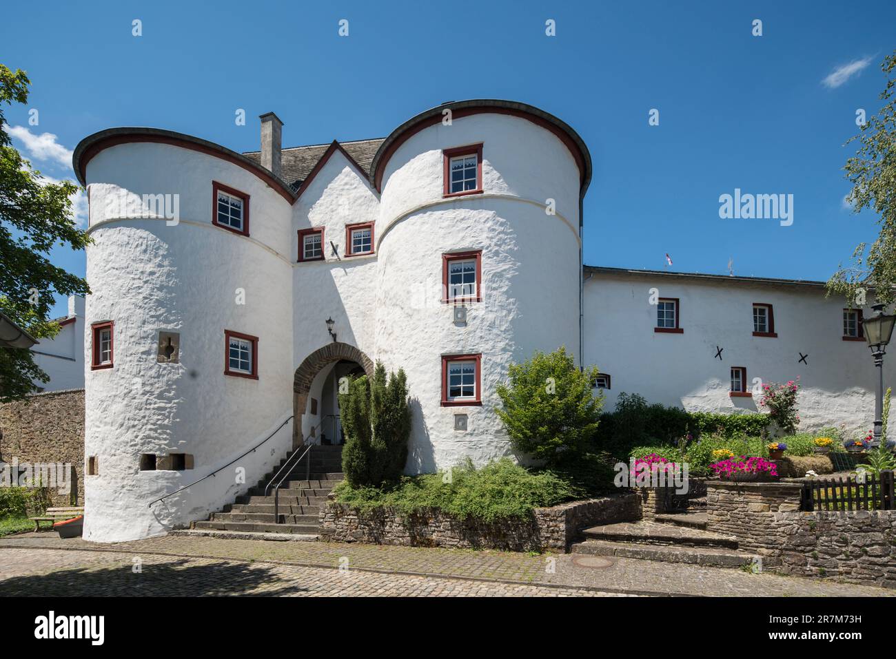 castle Reifferscheid in Hellenthal Eifel Stock Photo - Alamy