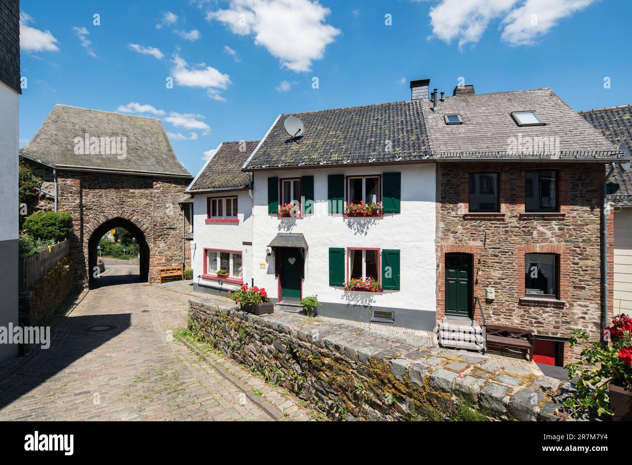 castle Reifferscheid in Hellenthal Eifel Stock Photo - Alamy