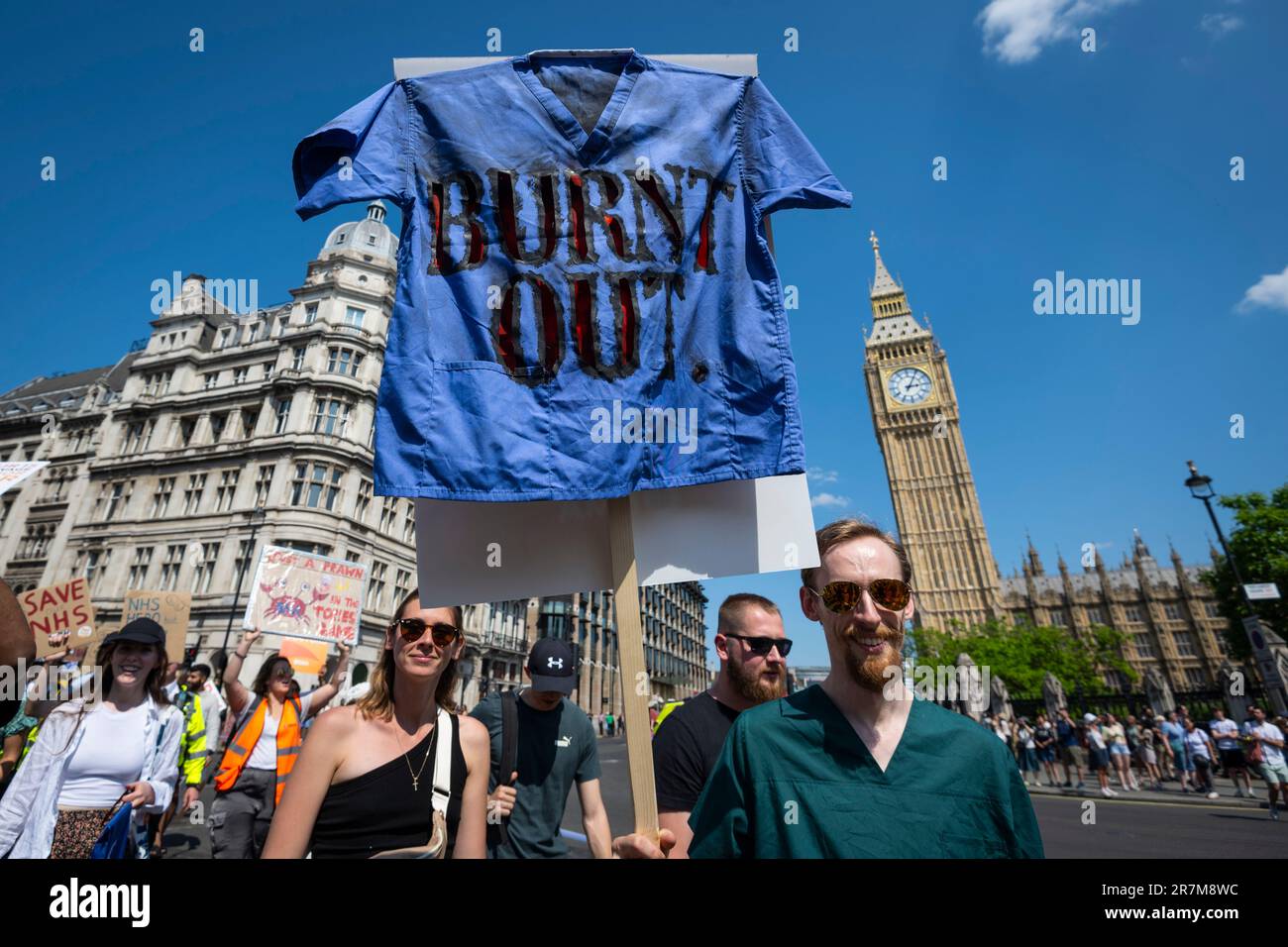 London, UK. 16 June 2023. Junior doctors round off a three day strike ...