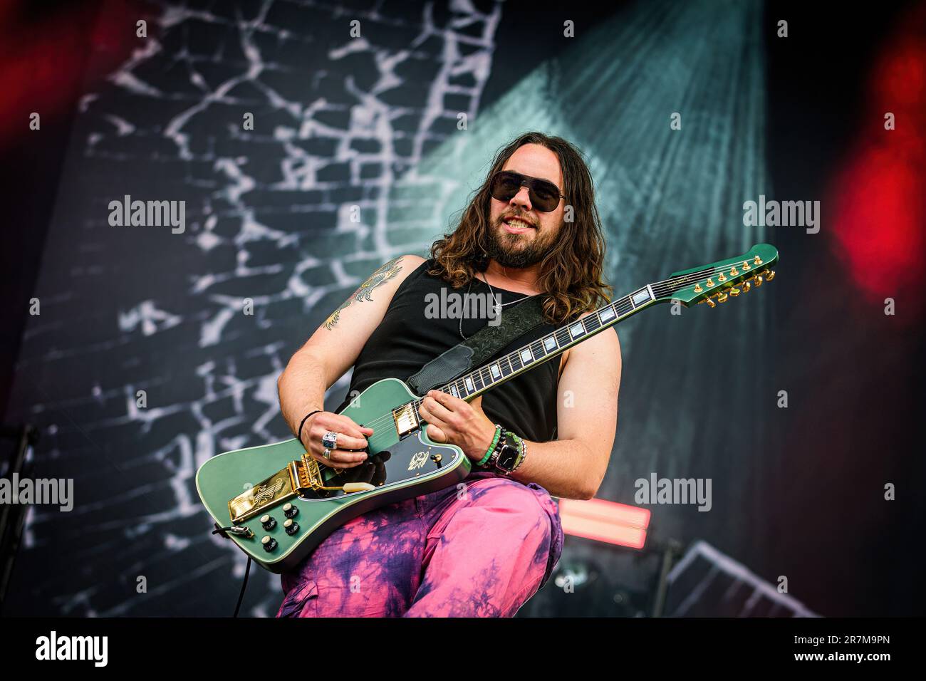 Joe hottinger on stage hi-res stock photography and images - Alamy