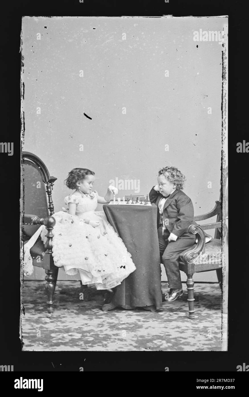 G.W.M. Nutt and Minnie Warren c. 1860-1870 Stock Photo - Alamy