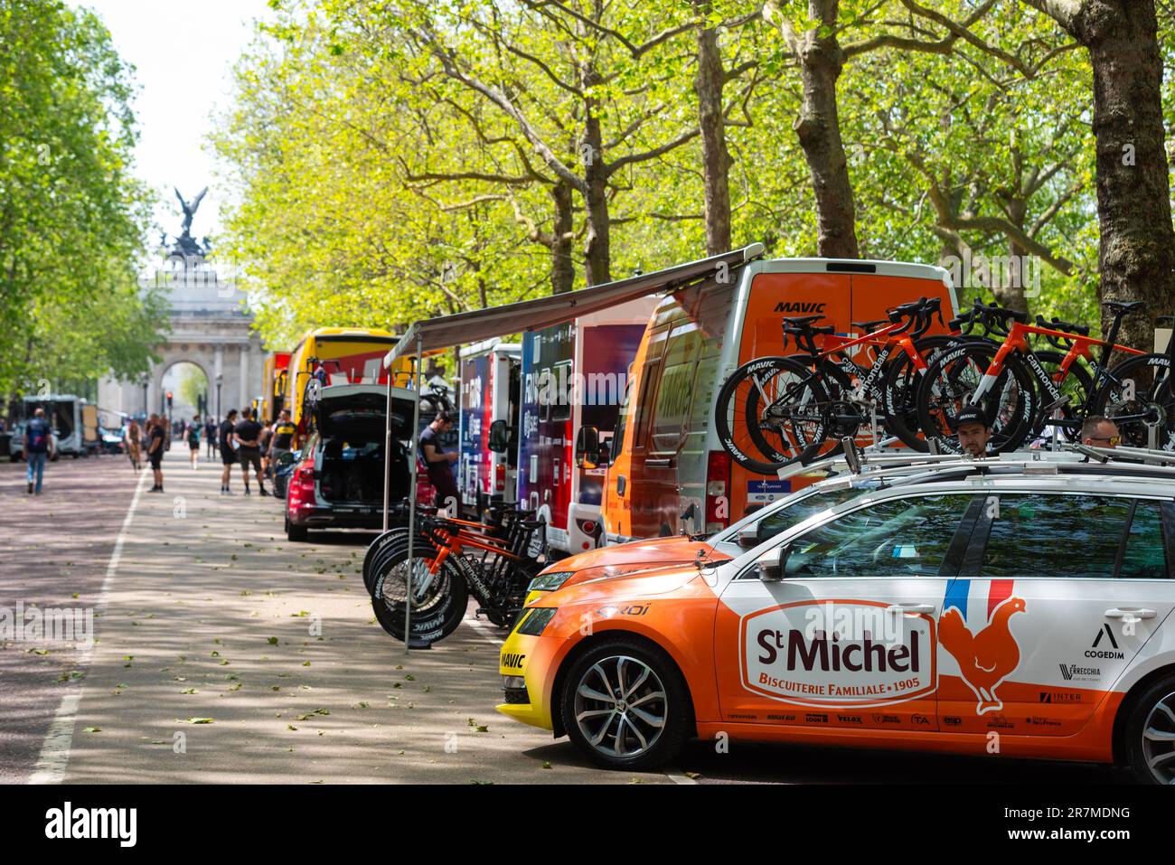 St Michel Mavic Auber93 team support vehicles for RideLondon Classique ...
