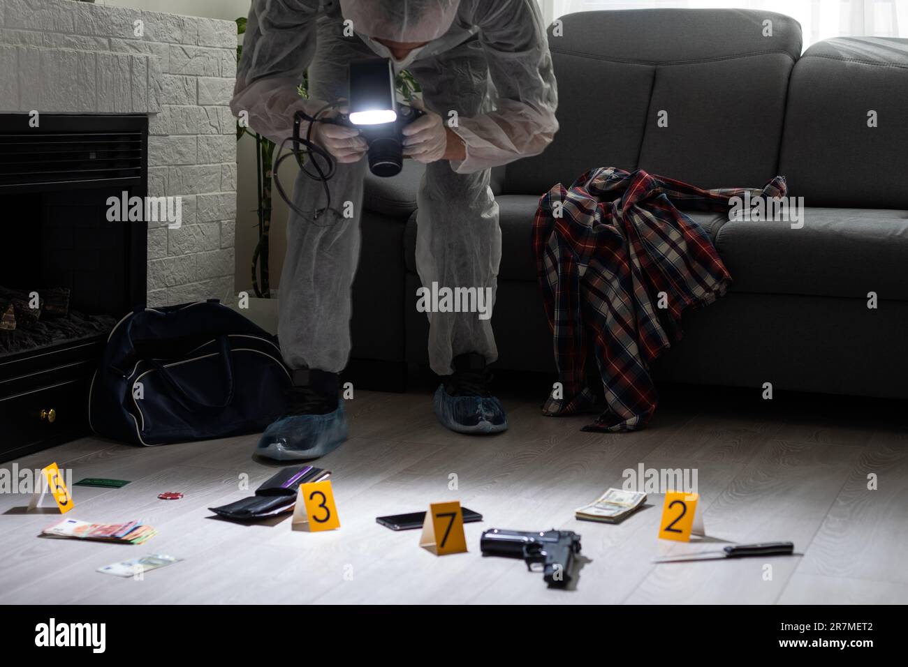 Crime scene investigation - collecting evidence Stock Photo - Alamy
