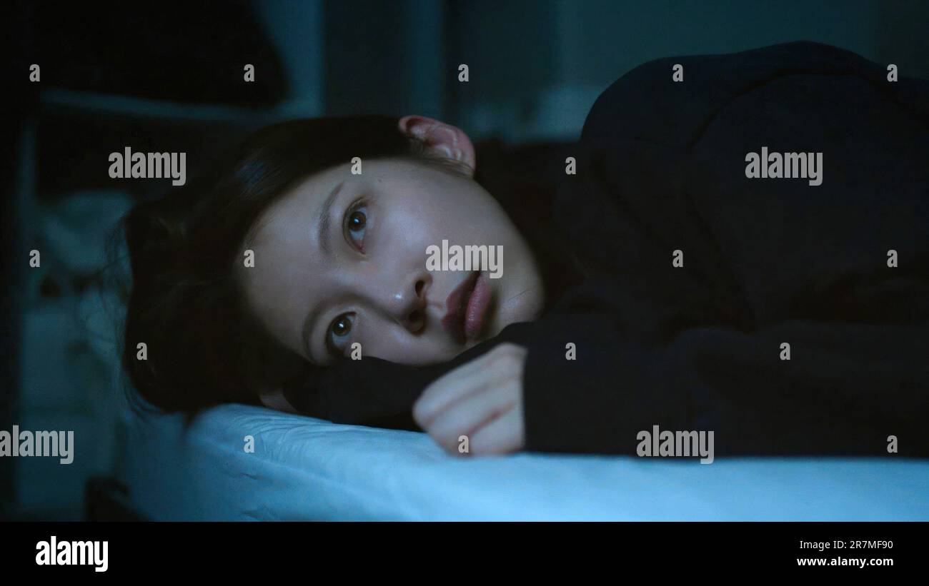 ALONERS, (aka HONJA SANEUN SARAMDEUL), GONG Seung-Yeon, 2021. © Film ...