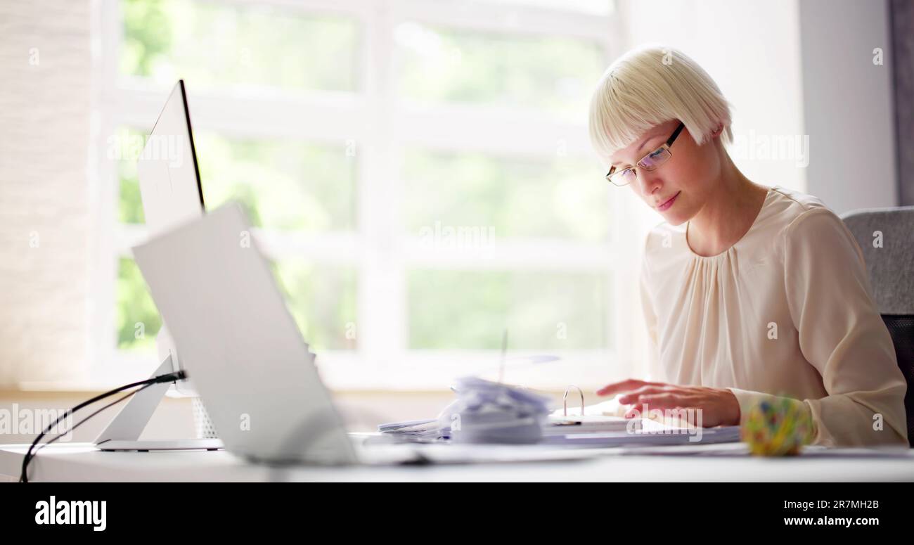 Electronic Invoice Accountant Software On Computer. Vat Tax Calculation ...