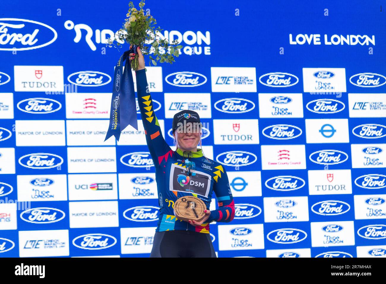 Charlotte Kool celebrating after winning the Classique UCI Women's ...