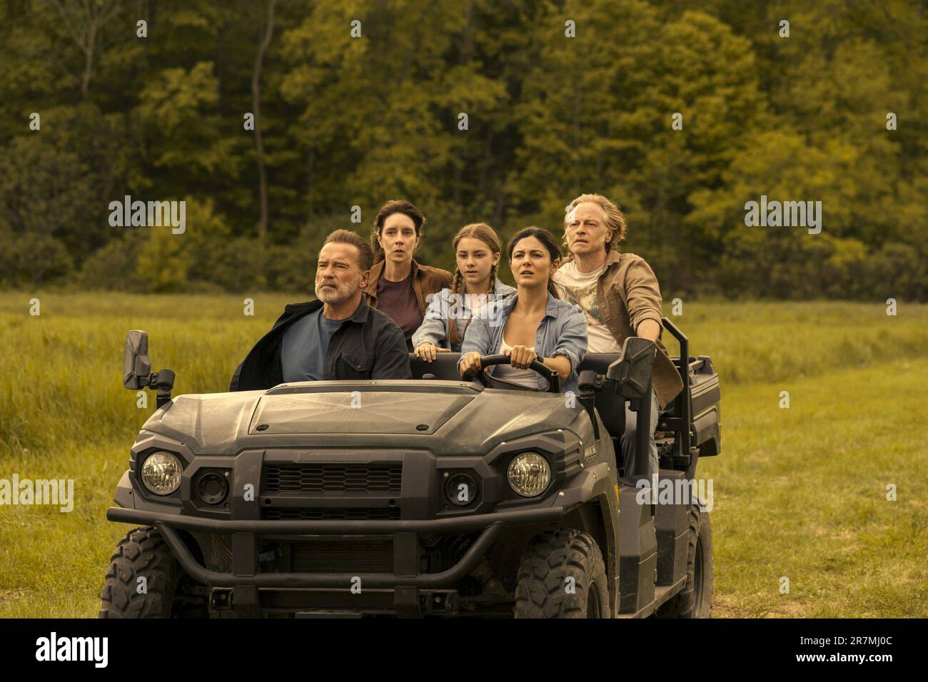 FUBAR, from left: Arnold Schwarzenegger, Cailin Stadnyk, Ariella Cannon ...