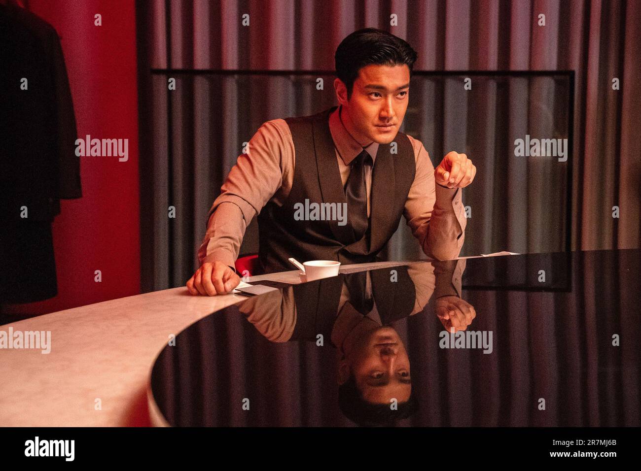 BLOODHOUNDS, CHOI Young-joon, (Season 1, ep. 101, aired June 9, 2023 ...