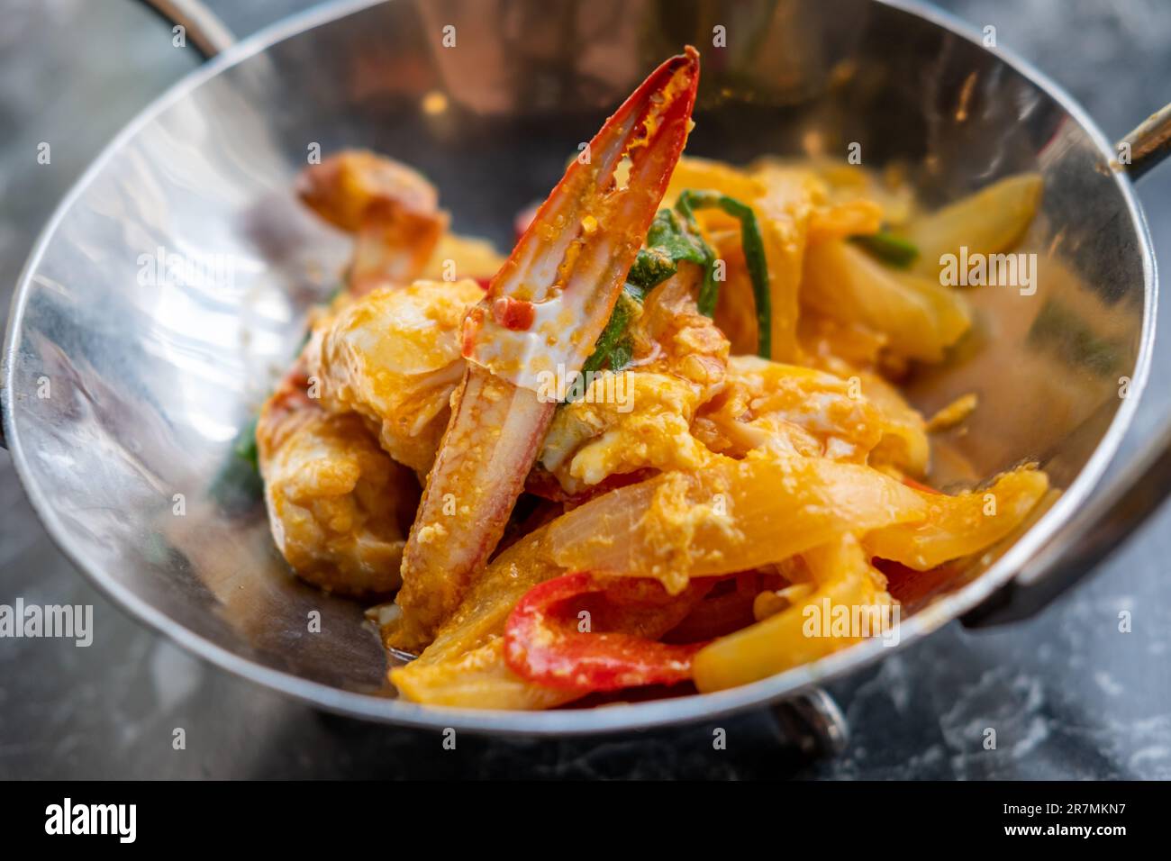 Stir-Fried Crab with Curry Powder served on Plate Stock Photo - Alamy