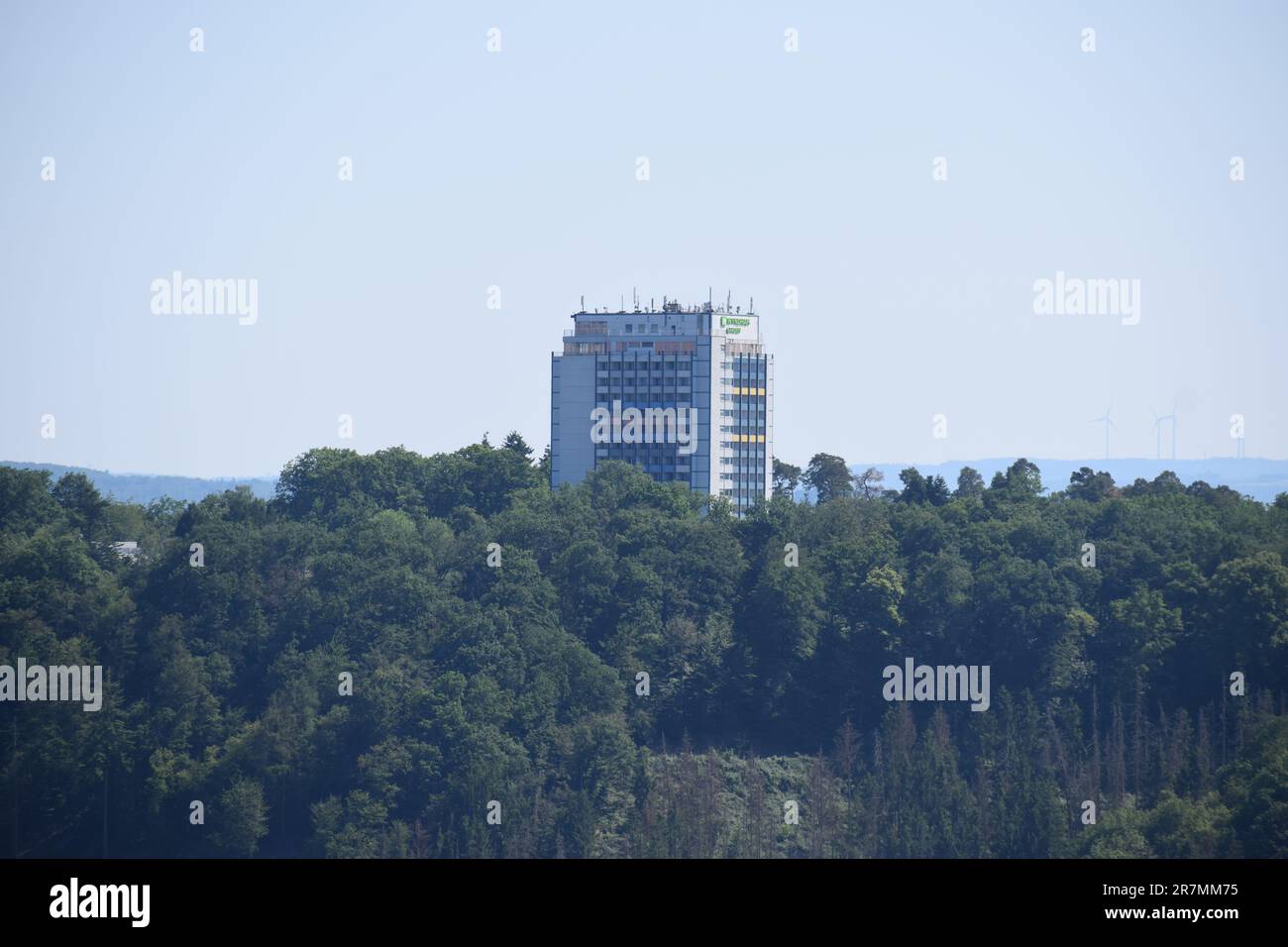 Hospital building urban infrastructure hi-res stock photography and ...