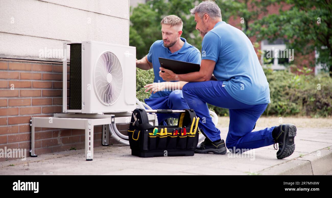 Hvac install hi-res stock photography and images - Alamy