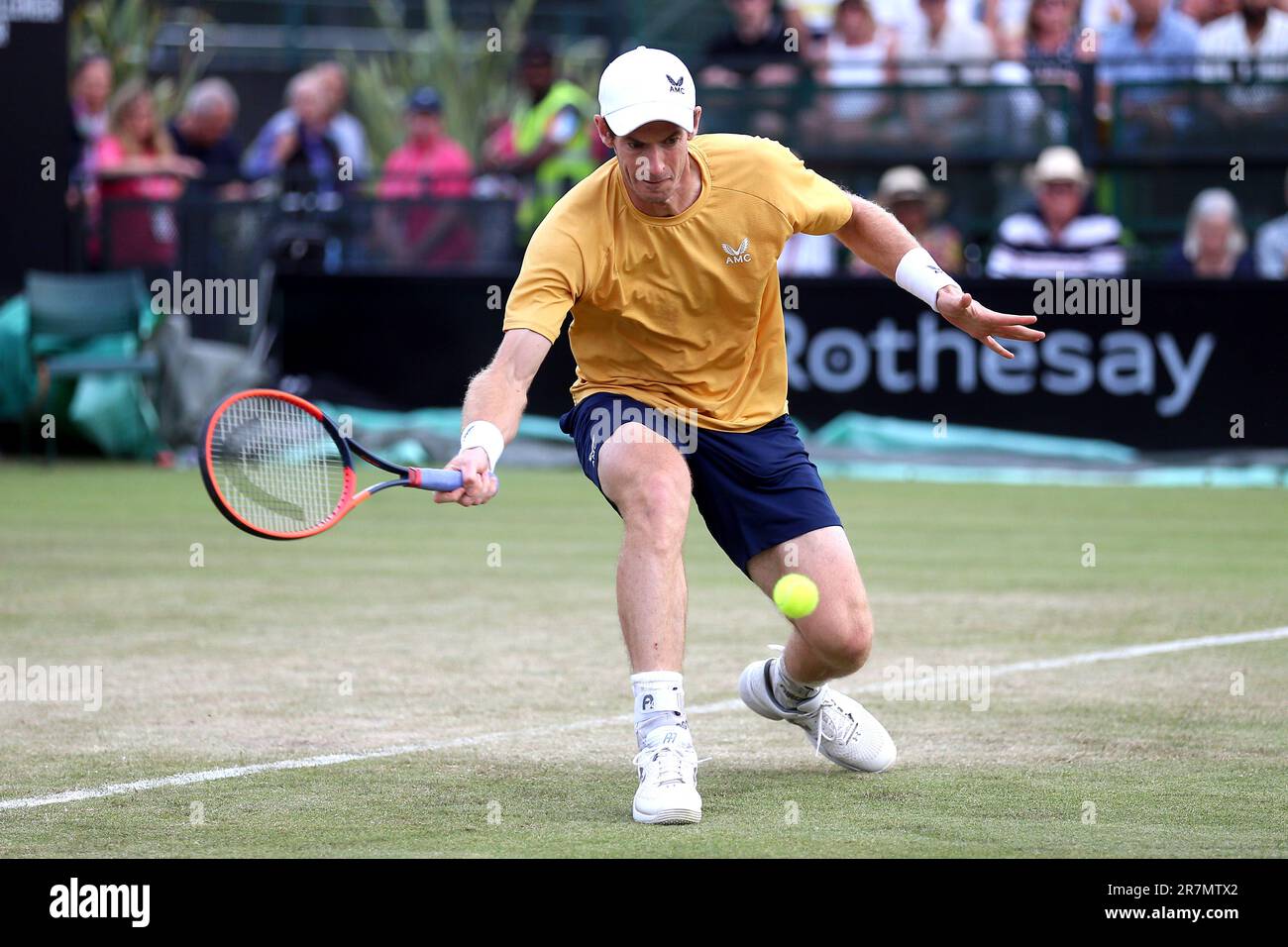 Andy Murray in action during his quarter finals match against Dominic ...