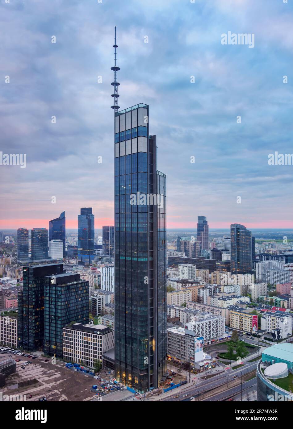 Varso tower warsaw hi-res stock photography and images - Alamy