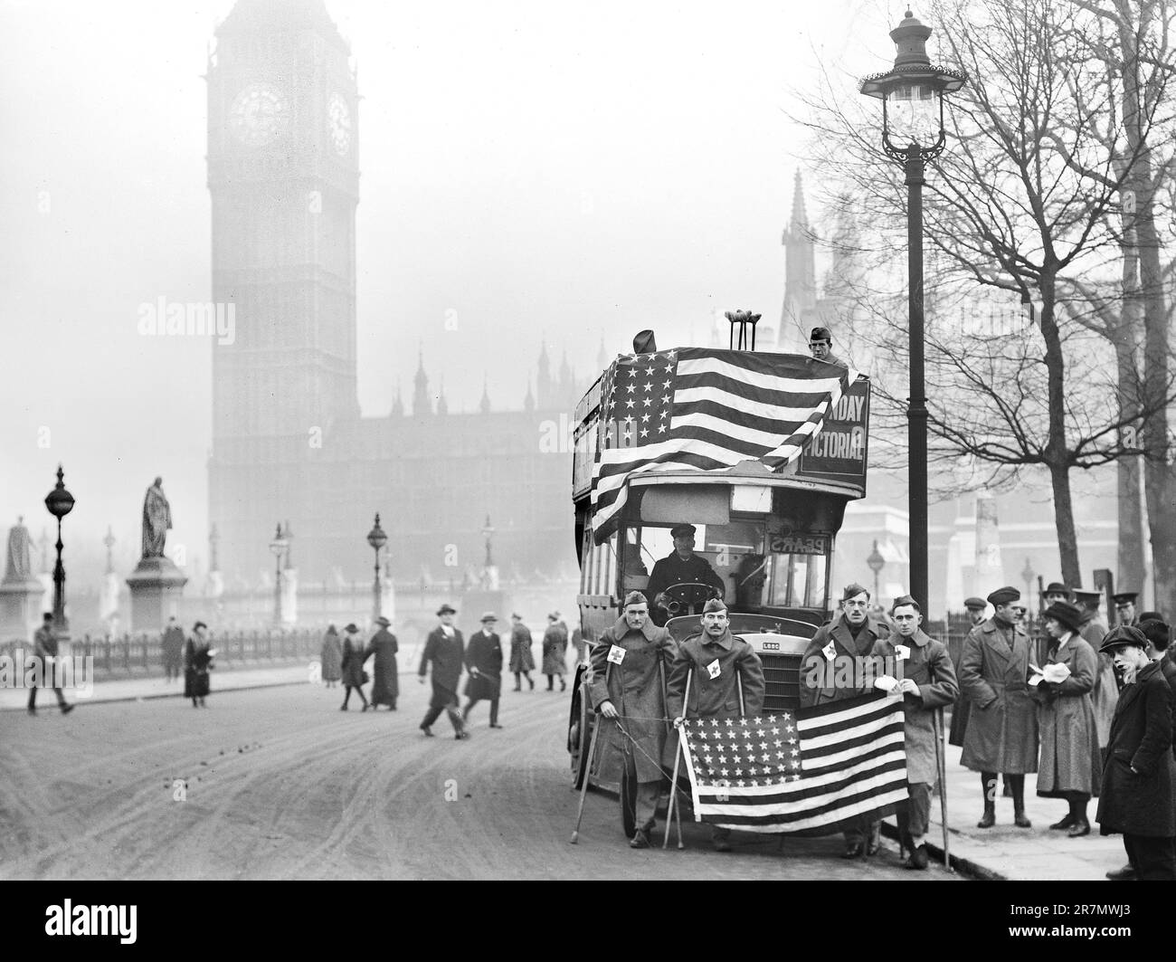 Big ben portrait black and white hi-res stock photography and images ...