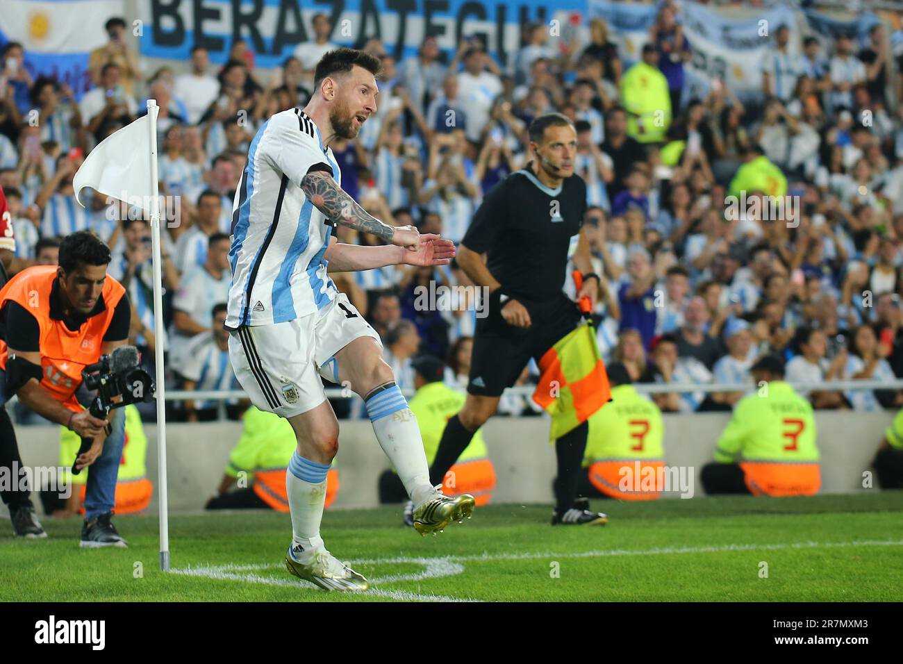 Lionel Messi World Champion and his family Stock Photo - Alamy