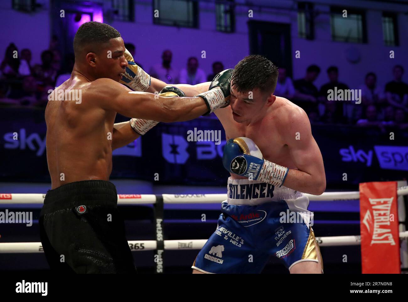 Uisma Lima (left) and Aaron McKenna in action during the Middleweight ...