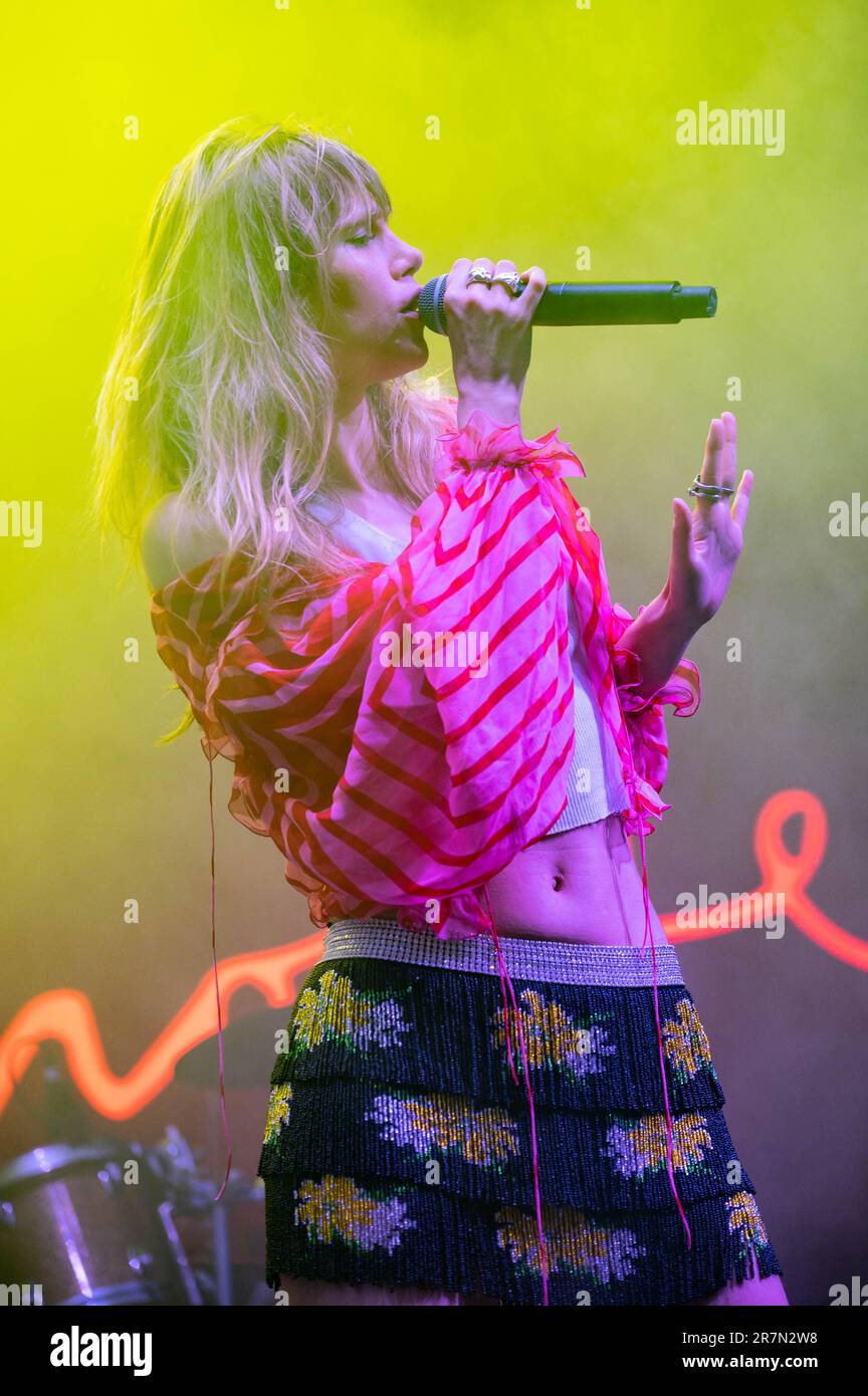 Manchester, United States. 19th June, 2022. Suki Waterhouse performs ...