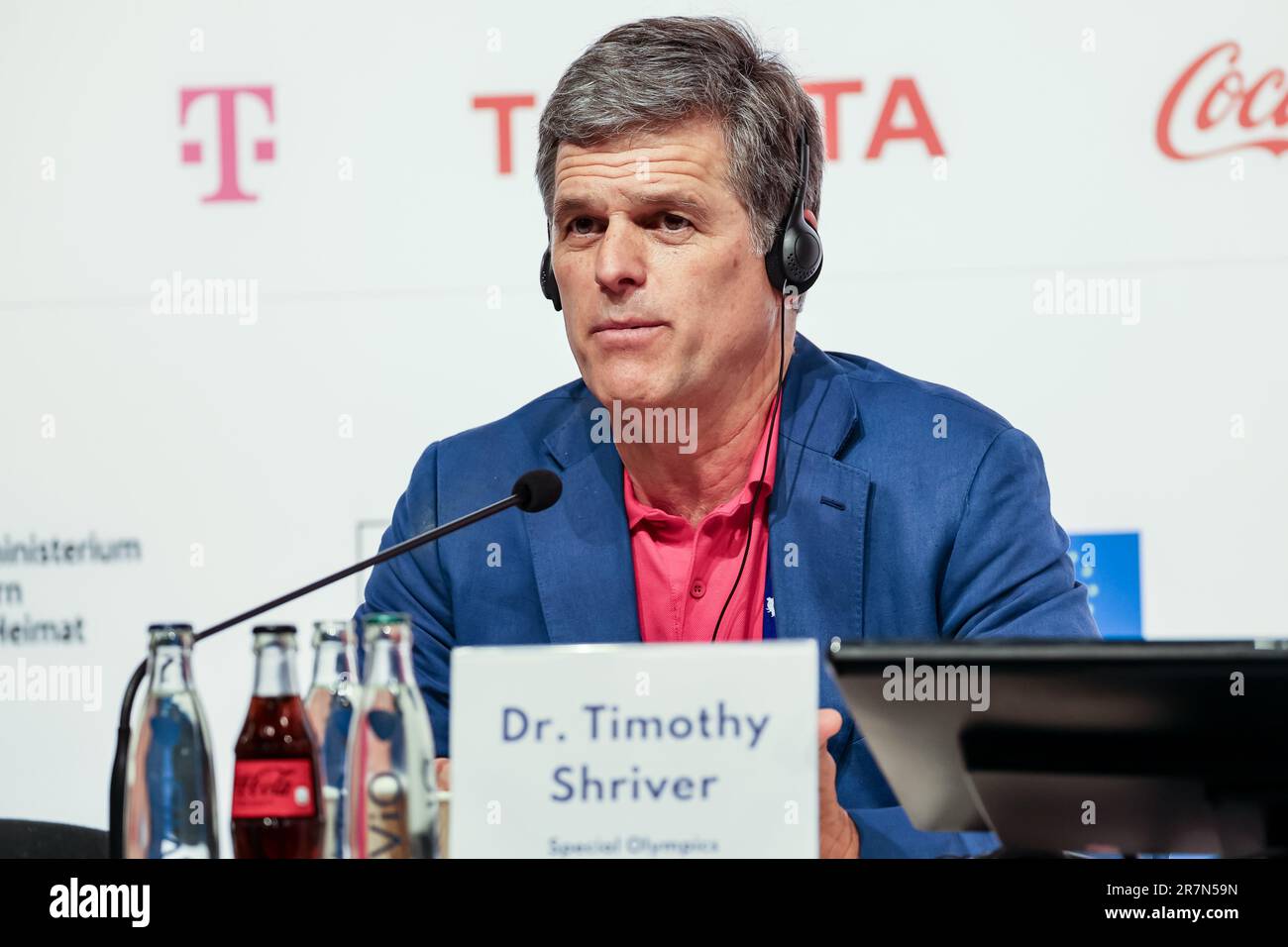 Timothy shriver hi-res stock photography and images - Alamy