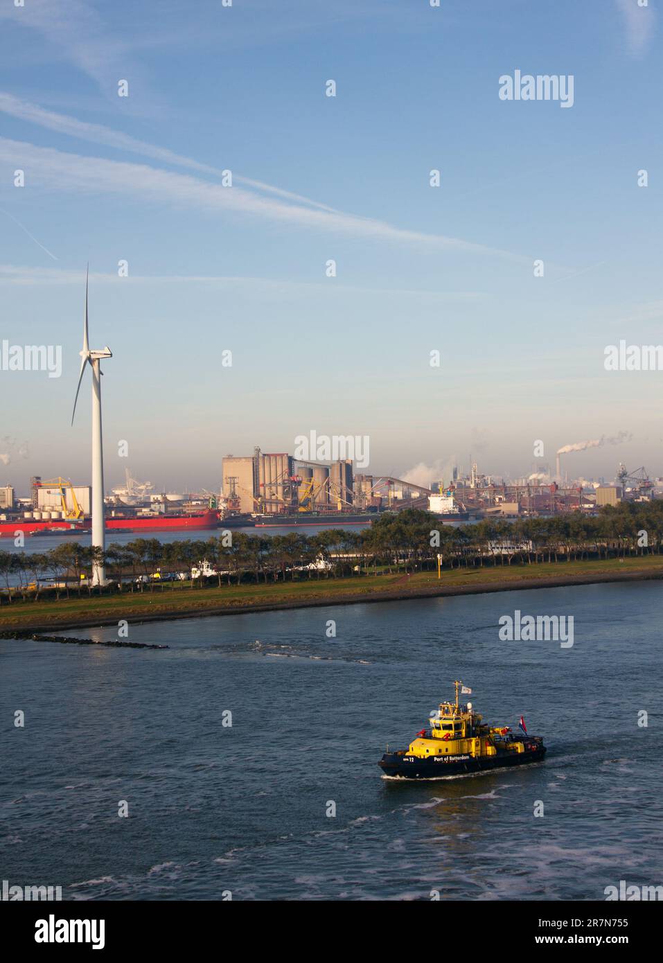 Rotterdam maritime industry hi-res stock photography and images - Alamy
