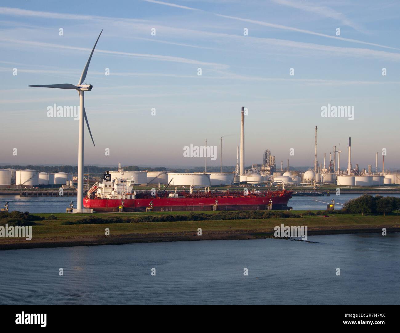 Netherlands river pollution hi-res stock photography and images - Alamy