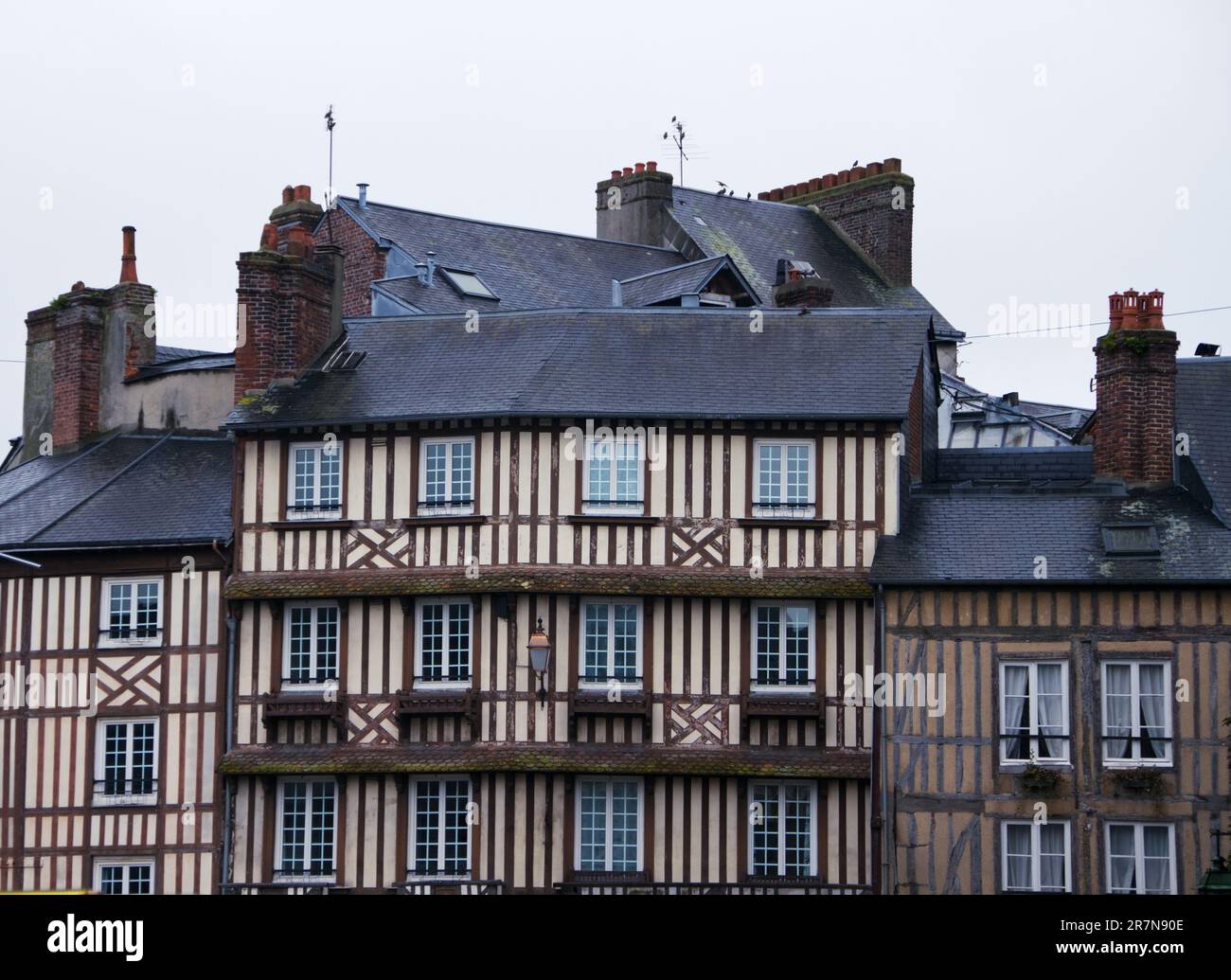 Historical french buildings hi-res stock photography and images - Alamy