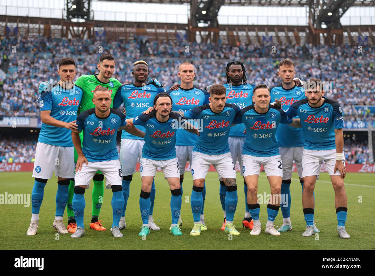 Khvicha kvaratskhelia di lorenzo hi-res stock photography and images ...