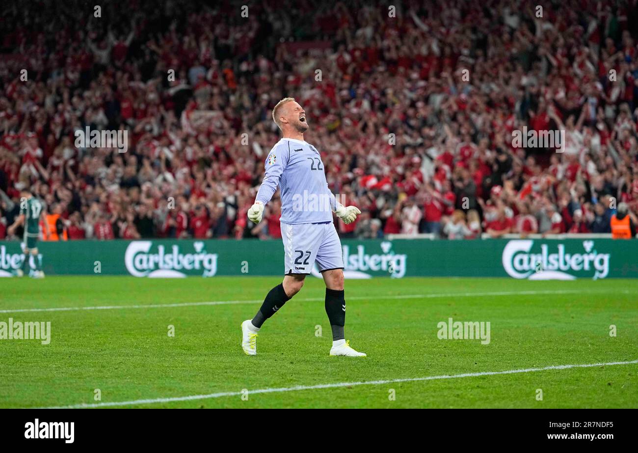 Parken, Copenhagen, Denmark. 16th June, 2023. Kasper Schmeichel ...