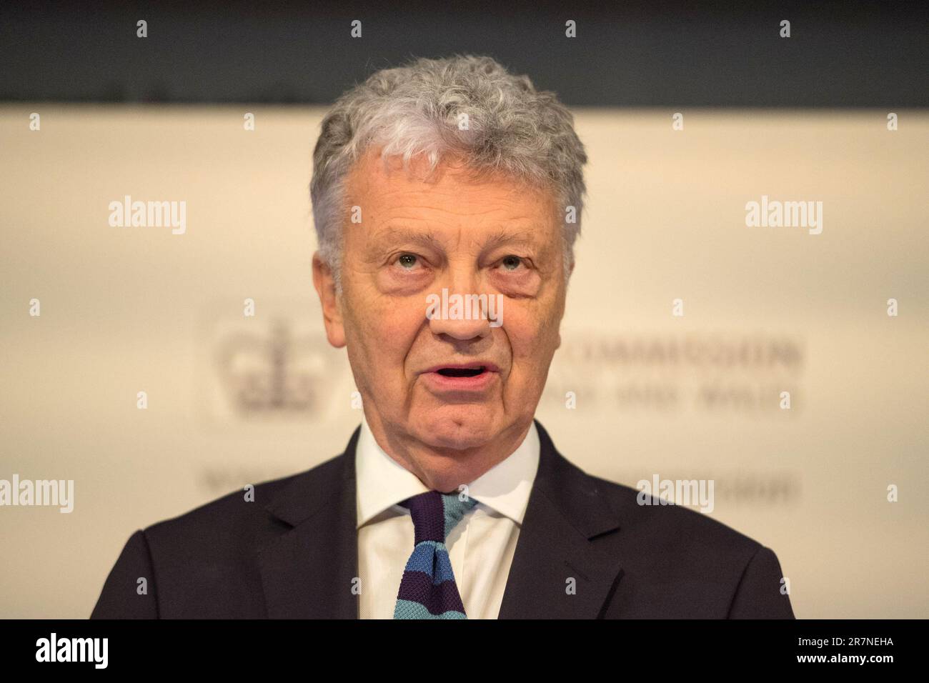 Kings birthday honours hi-res stock photography and images - Alamy