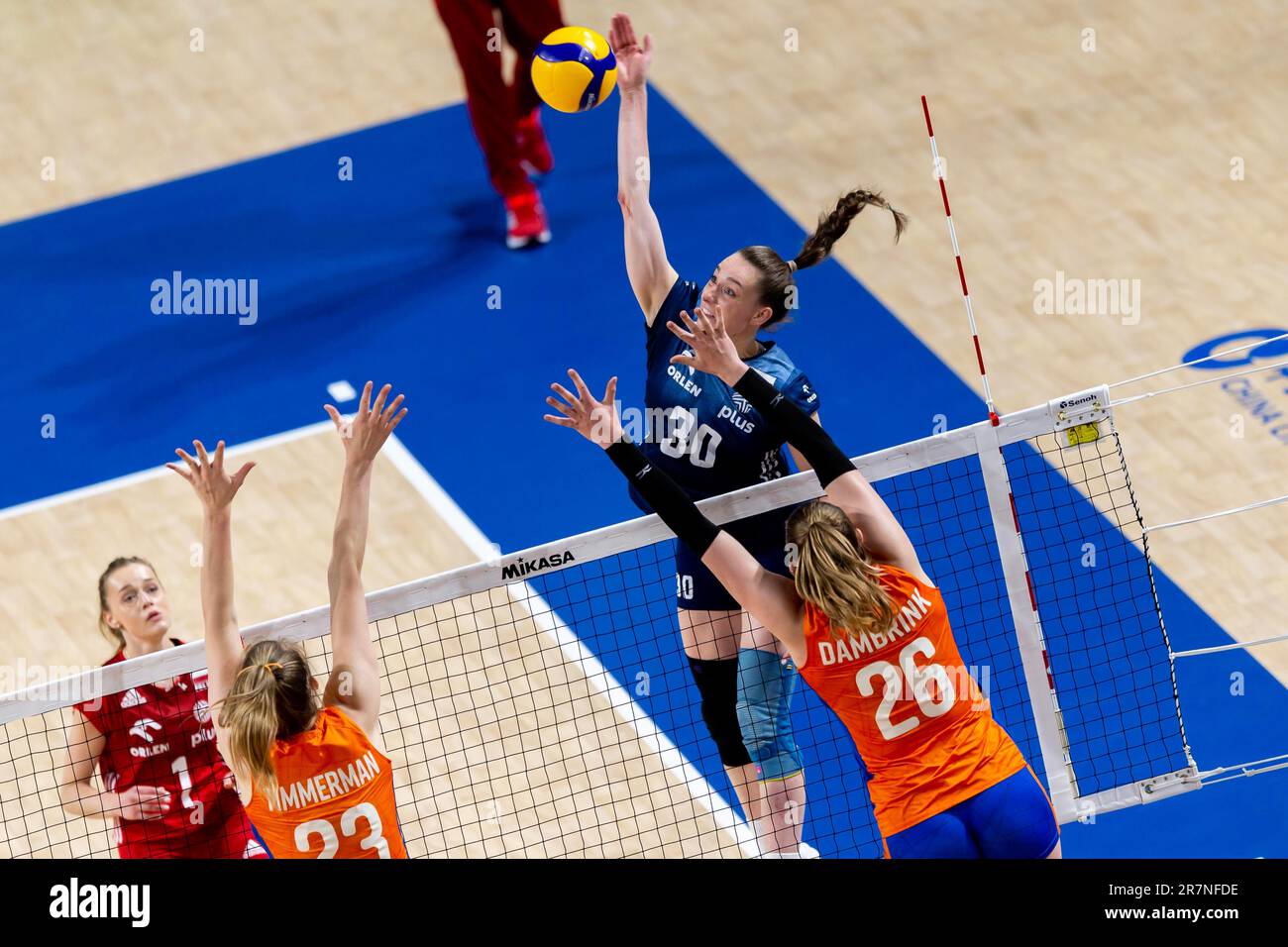 Olivia rozanski hi-res stock photography and images - Alamy