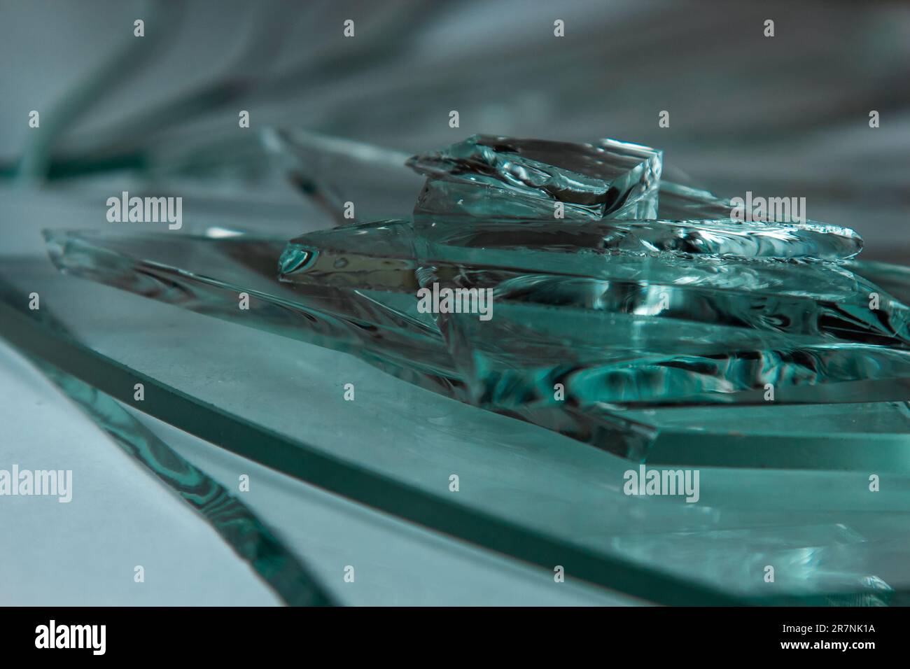 Scattering garbage hi-res stock photography and images - Alamy