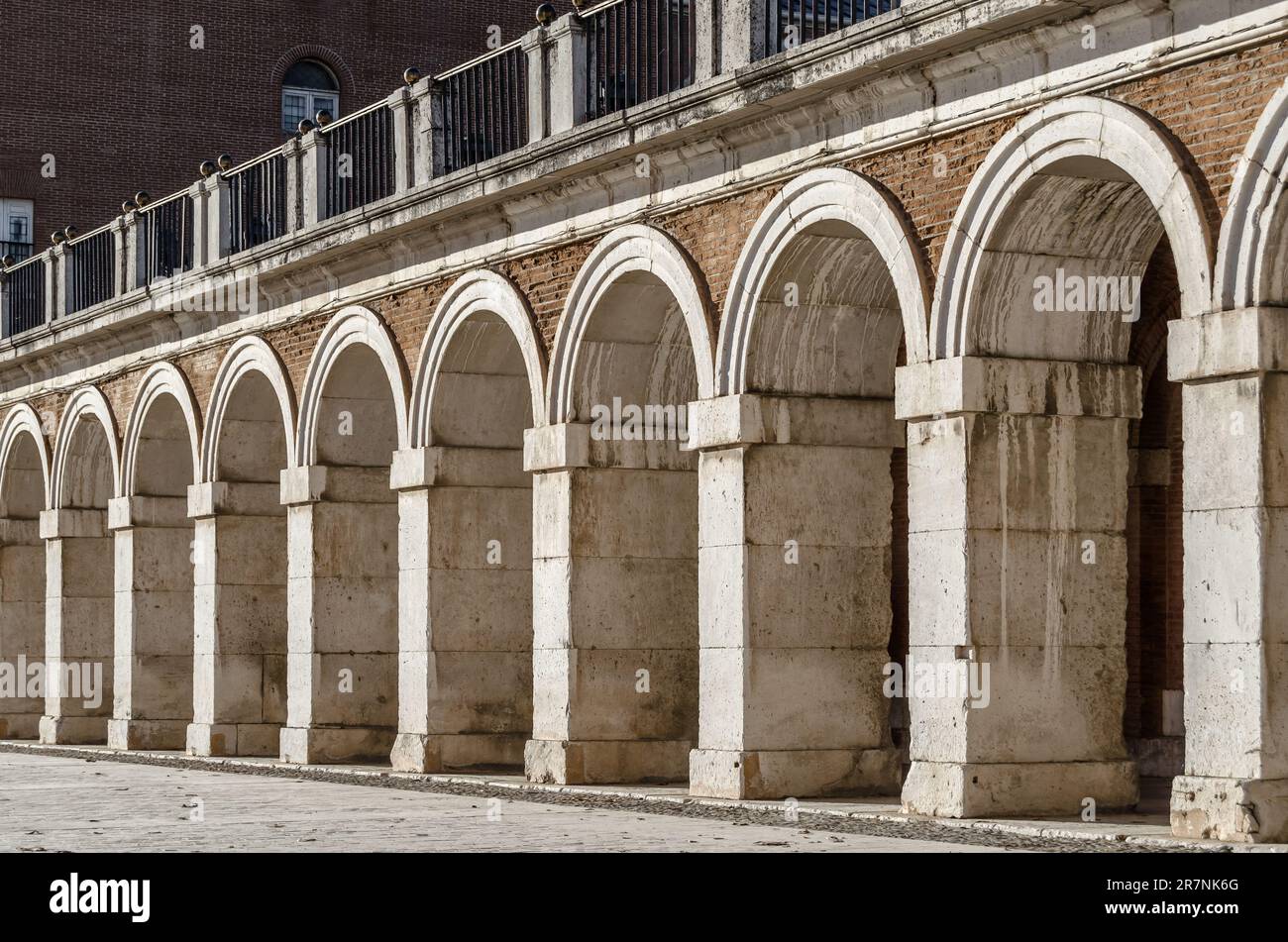 Architectural detail, alternating columns, creating light and shadow ...