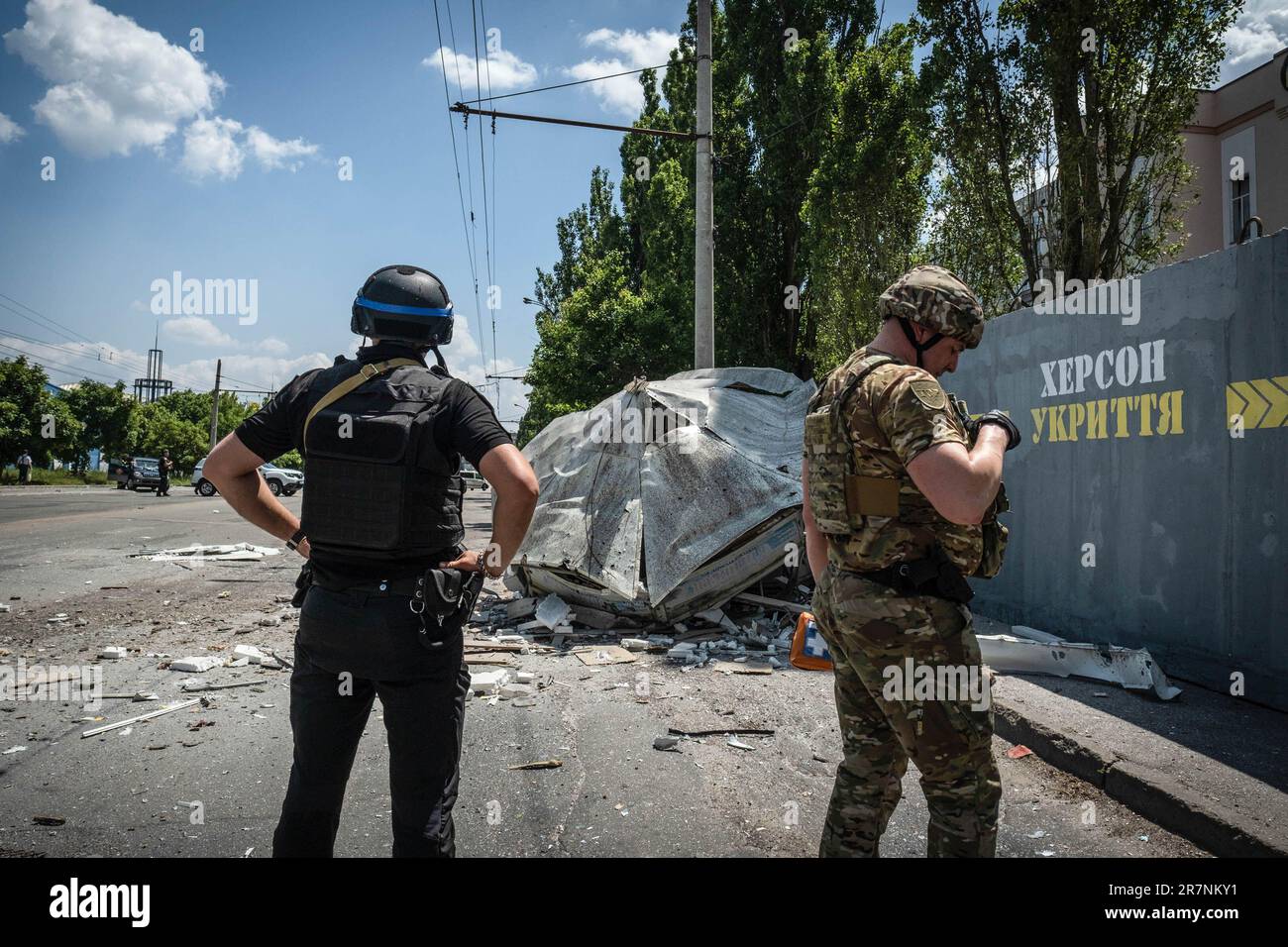 Kherson, Ukraine. 16th June, 2023. A Ukrainian policeman and soldier ...