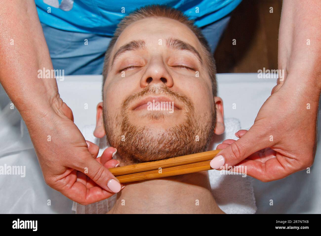 Massage tick hi-res stock photography and images - Alamy
