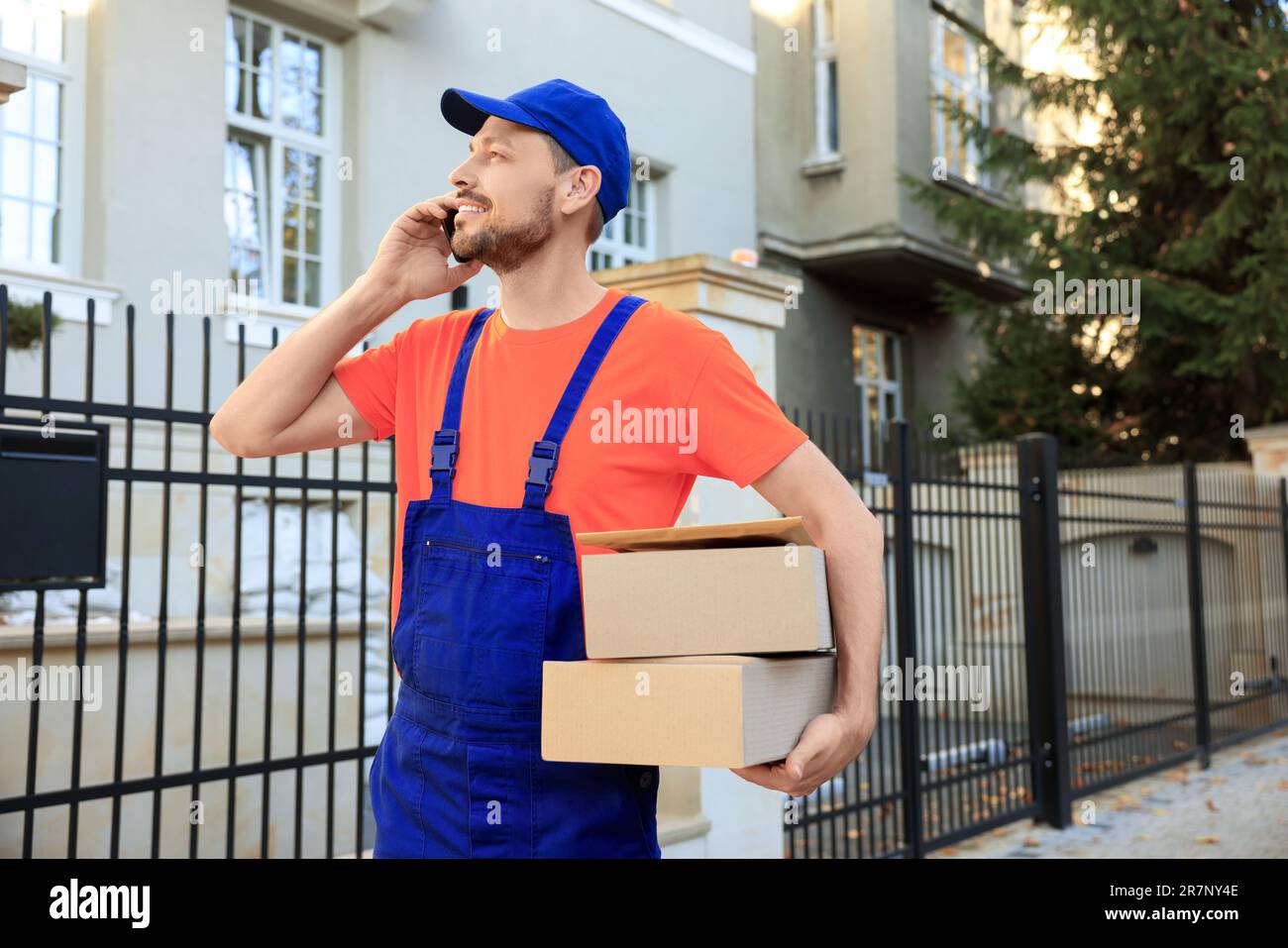 Delivery service safe worker boxes hi-res stock photography and images ...