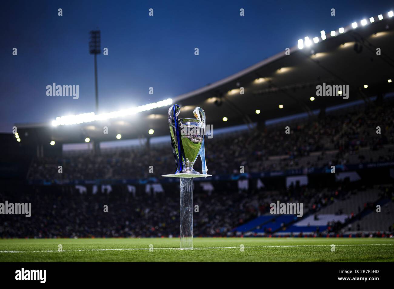 Champions league trophy inter hi-res stock photography and images - Alamy