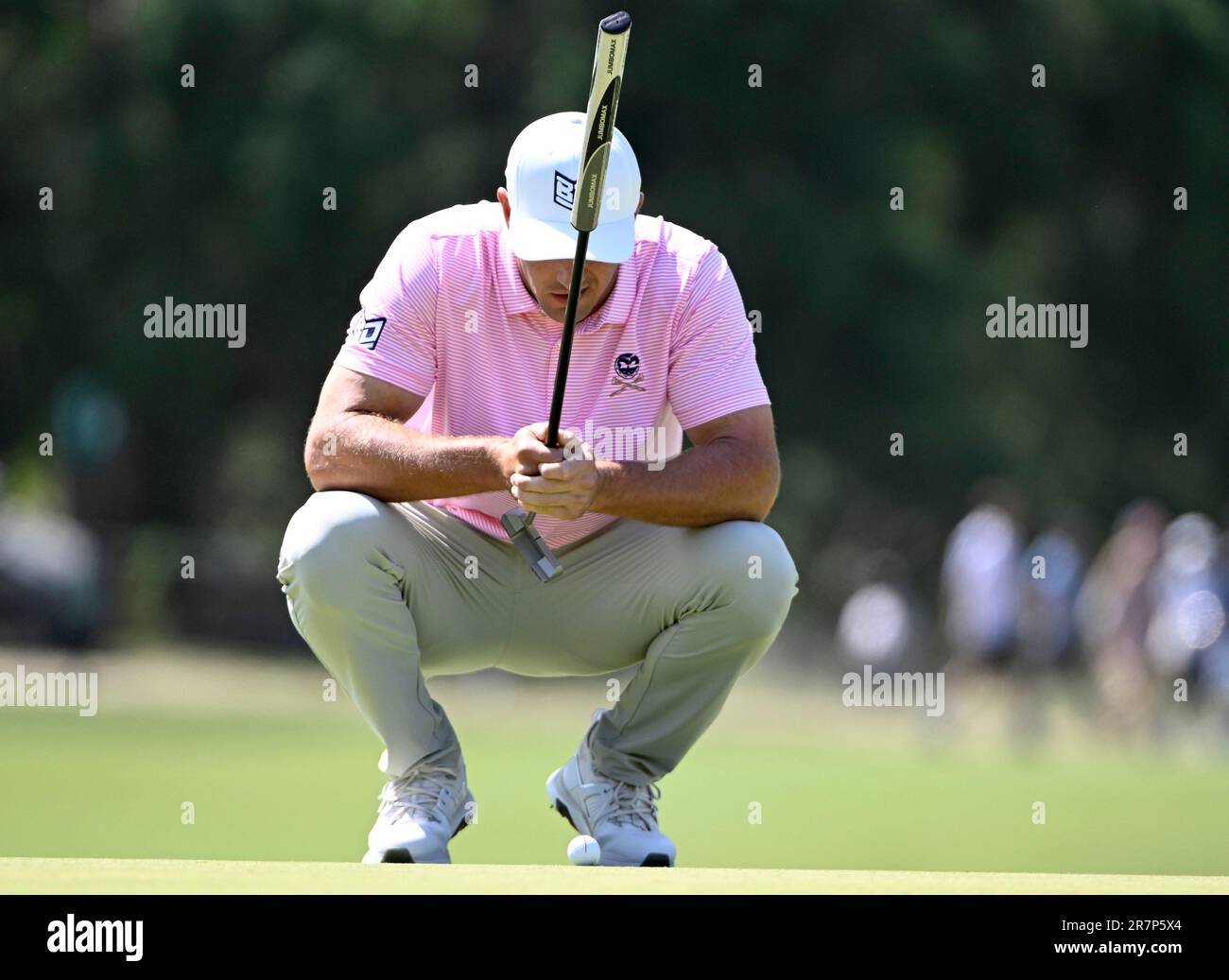 Los Angeles, United States. 16th June, 2023. Bryson DeChambeau lines up ...