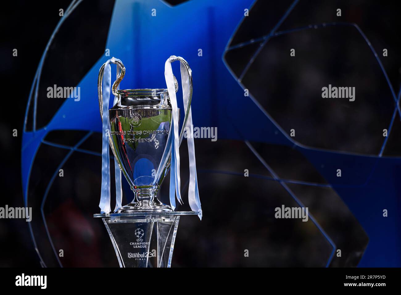 Uefa champions league trophy ceremony hi-res stock photography and ...
