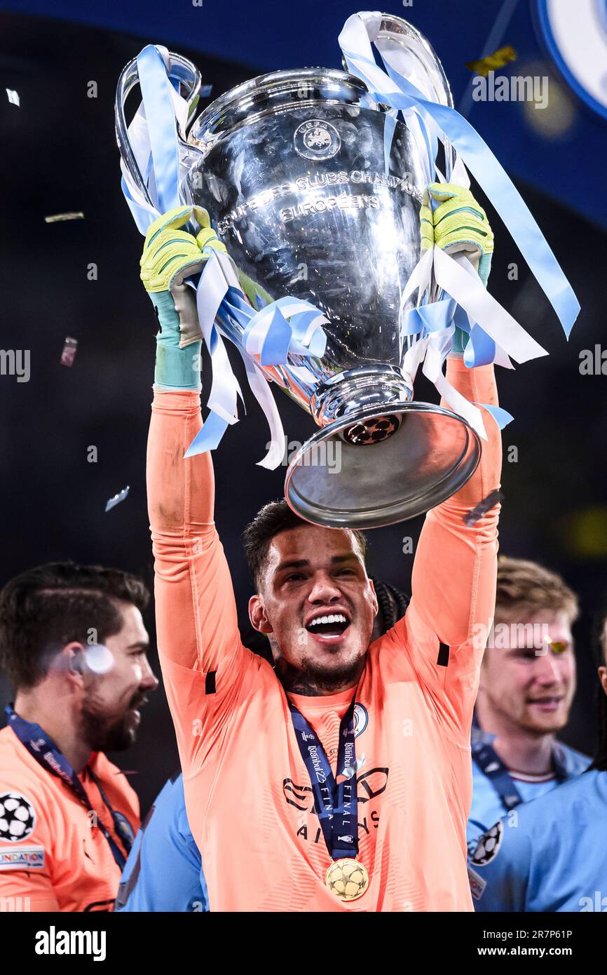 Uefa champions league trophy ceremony hi-res stock photography and ...