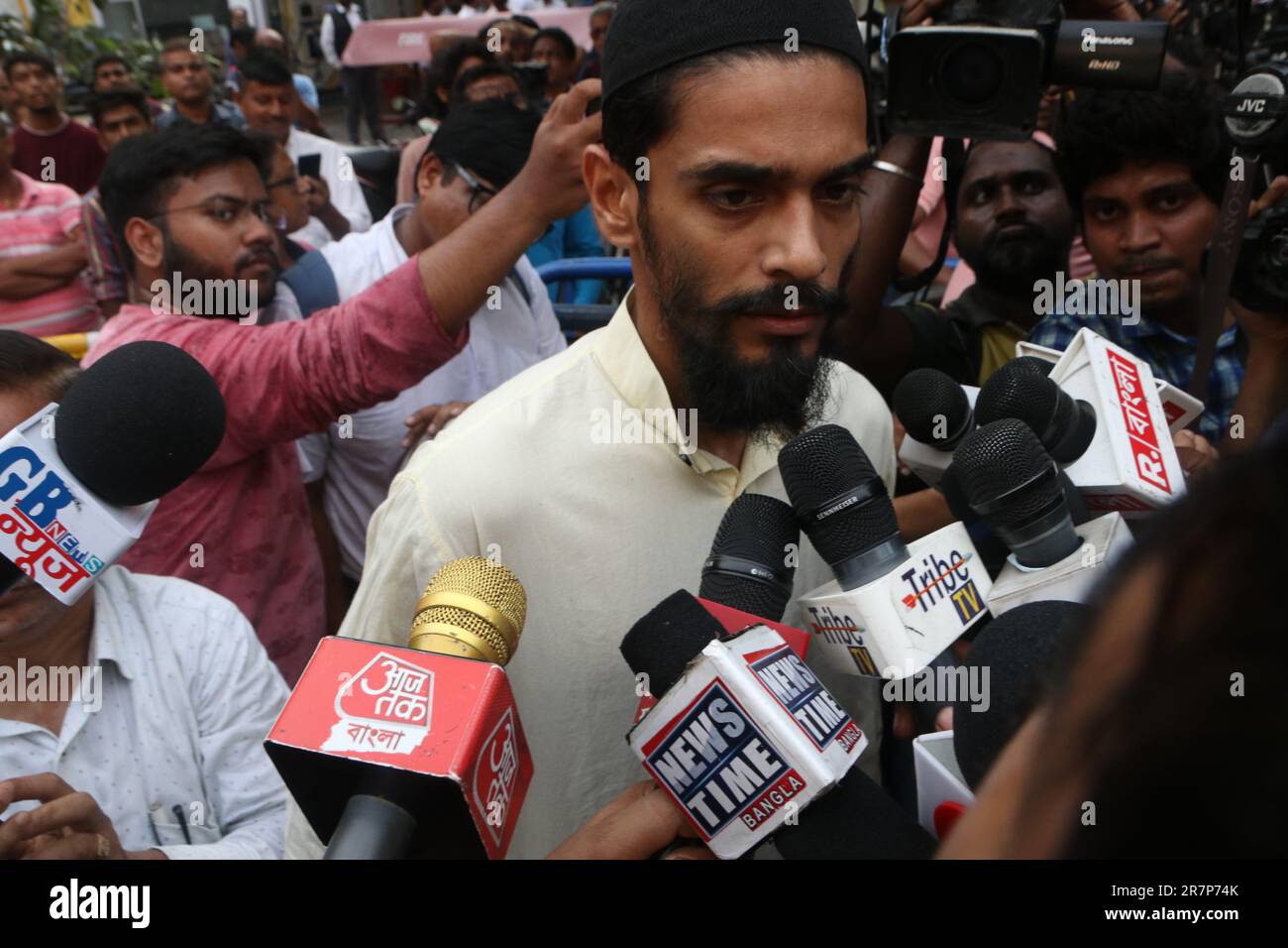 West bengal state election commission hi-res stock photography and ...