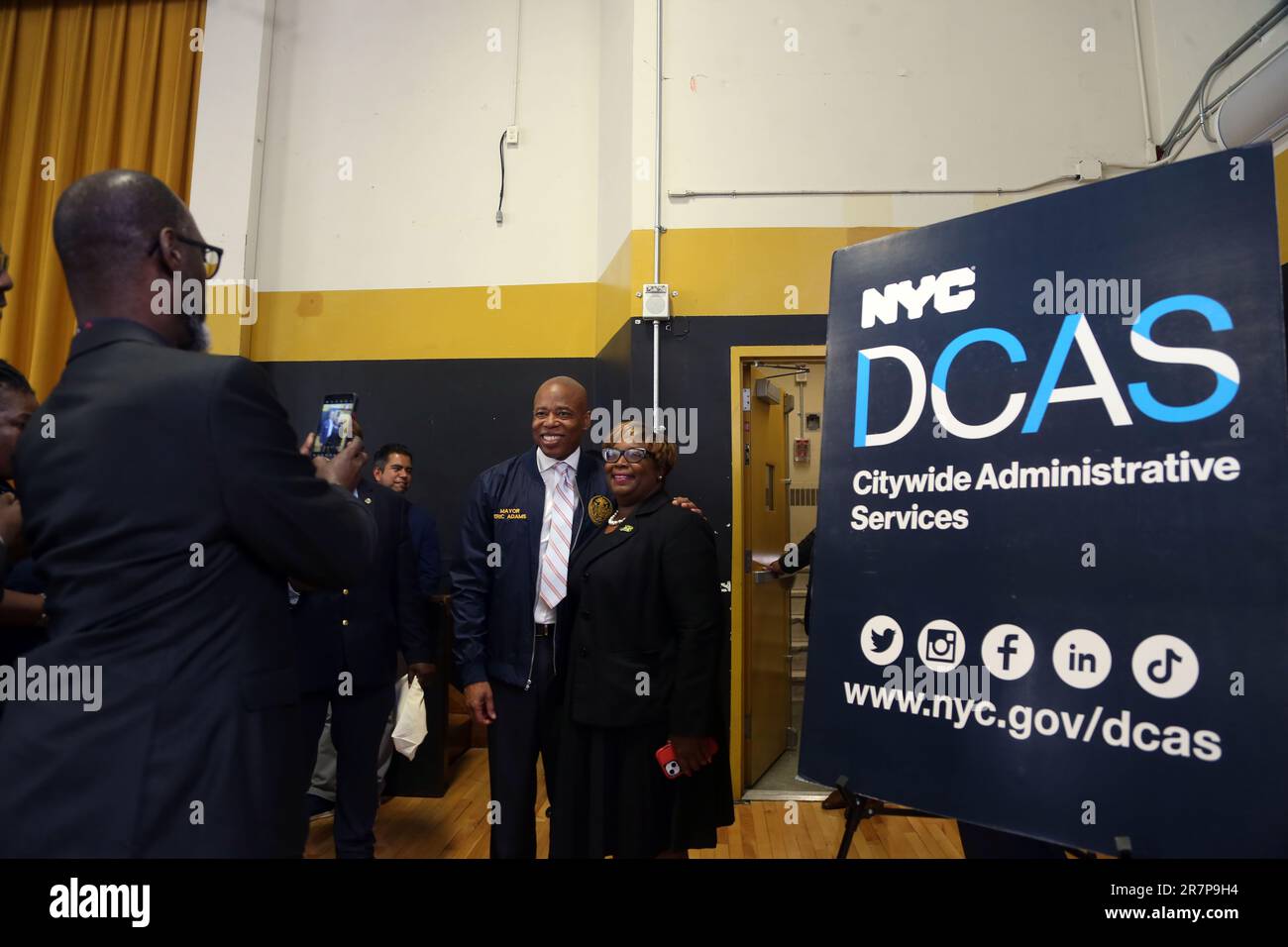 Nyc dcas hi-res stock photography and images - Alamy