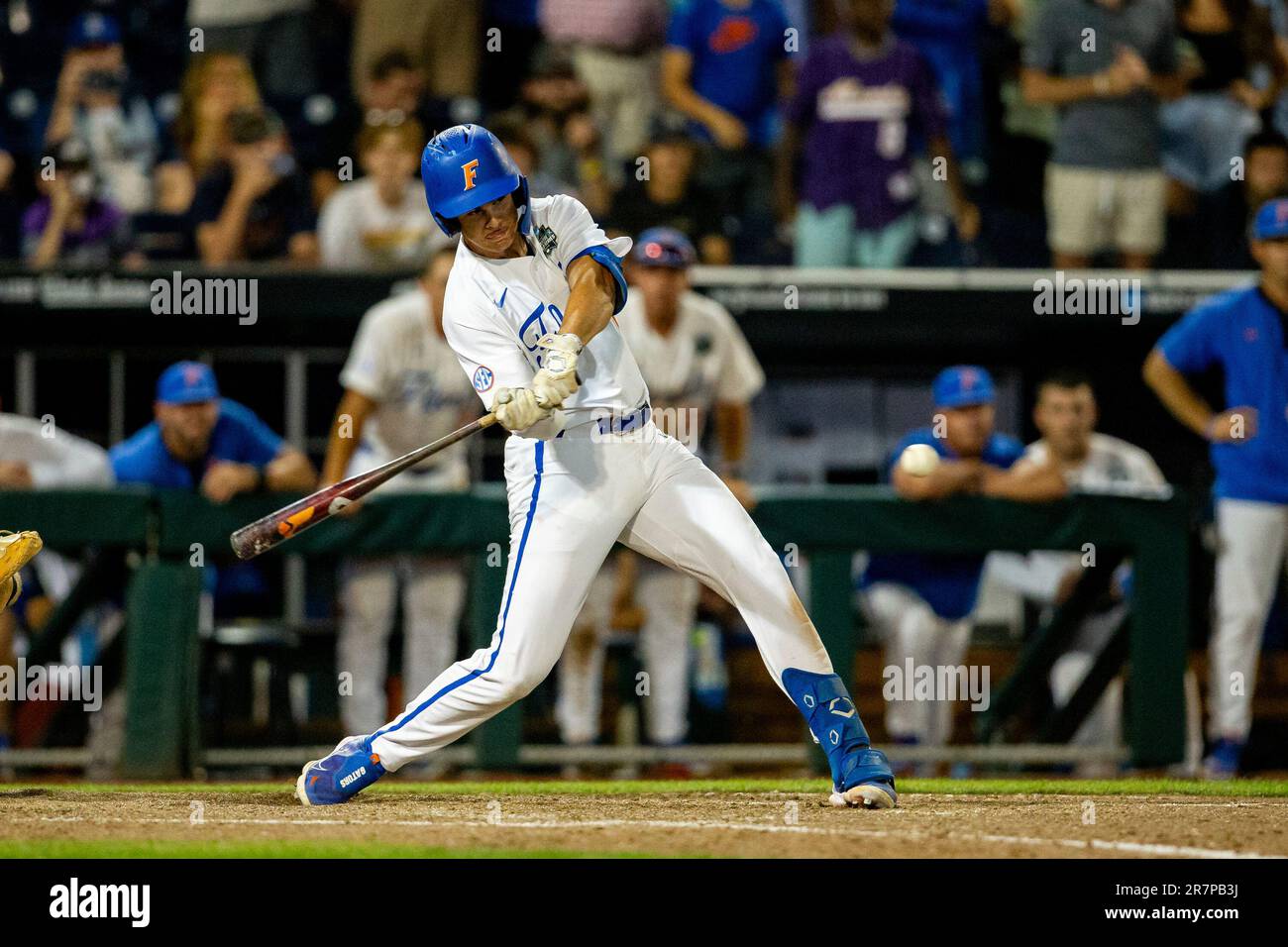 Florida's Luke Heyman hits a sacrifice fly for a walkoff win against ...