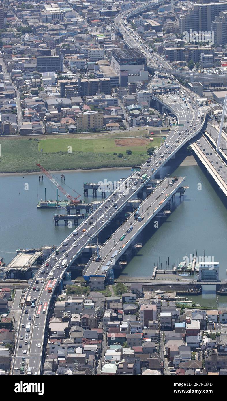 An aerial photo shows the Haneda Route (Route 1) of Shuto Expressway ...